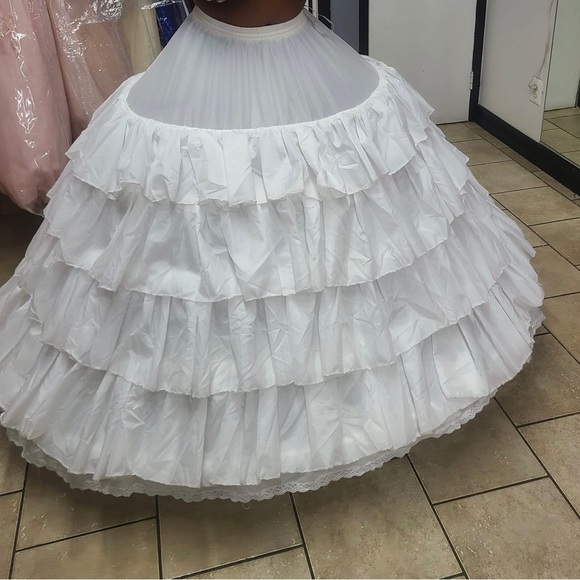 Other | White Crinoline | Poshmark